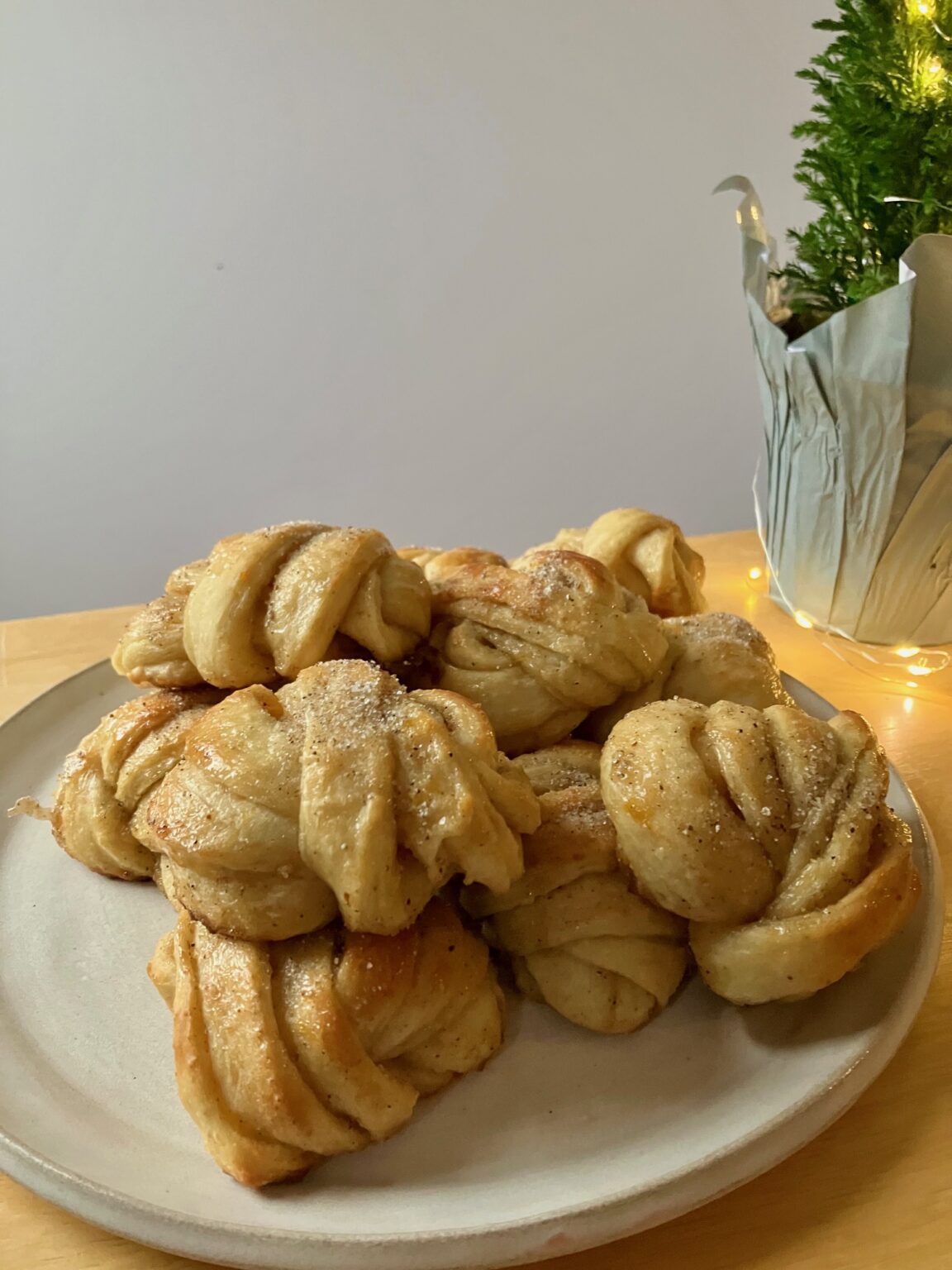 Orange cardamom buns | The Kneading Space